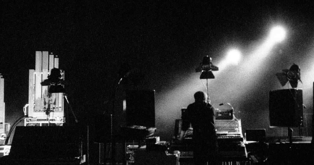 Nils Frahm & Dawn of Midi - BOILER ROOM